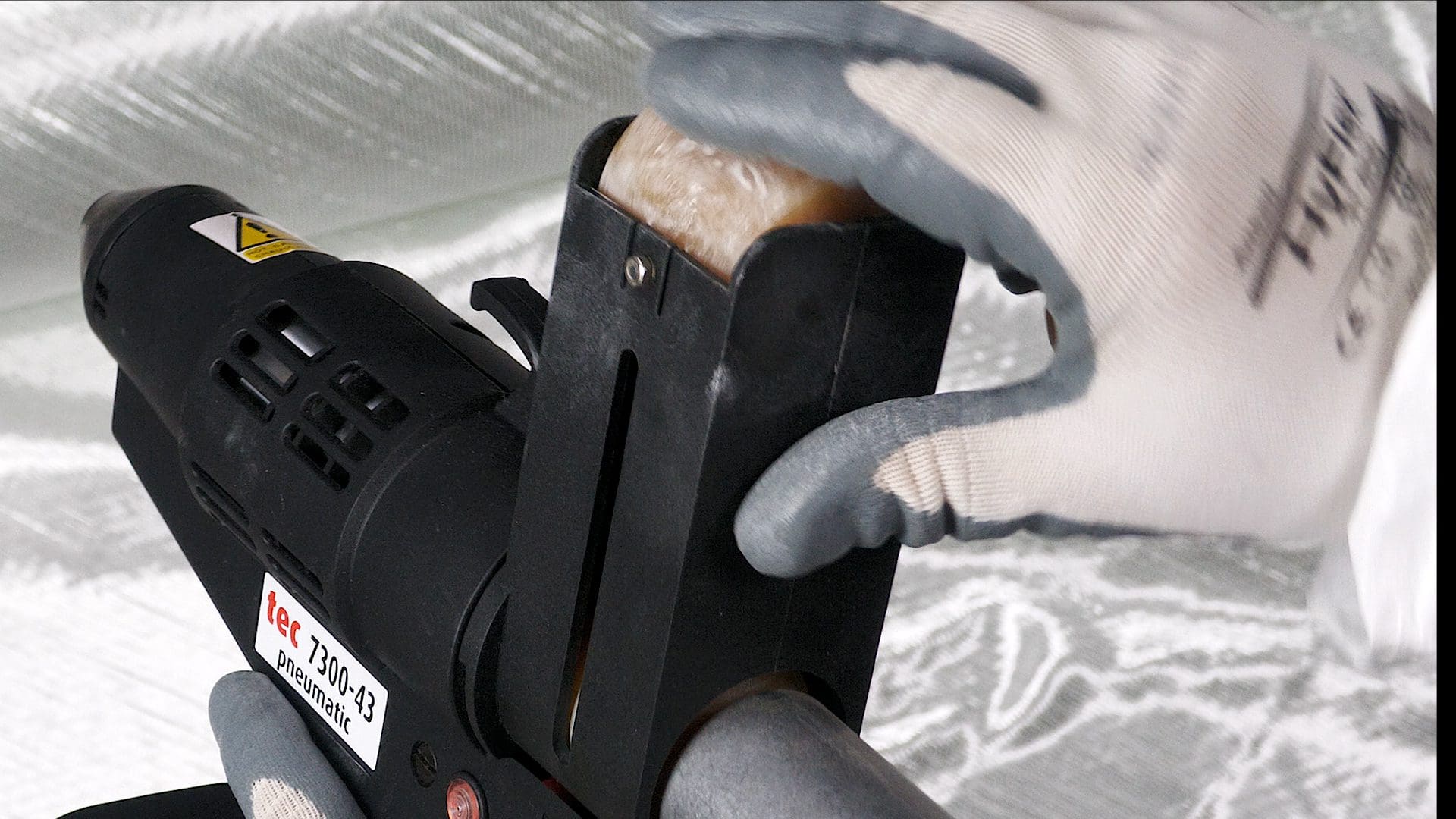 Reduce costs with the vactac hot melt system | Power Adhesives