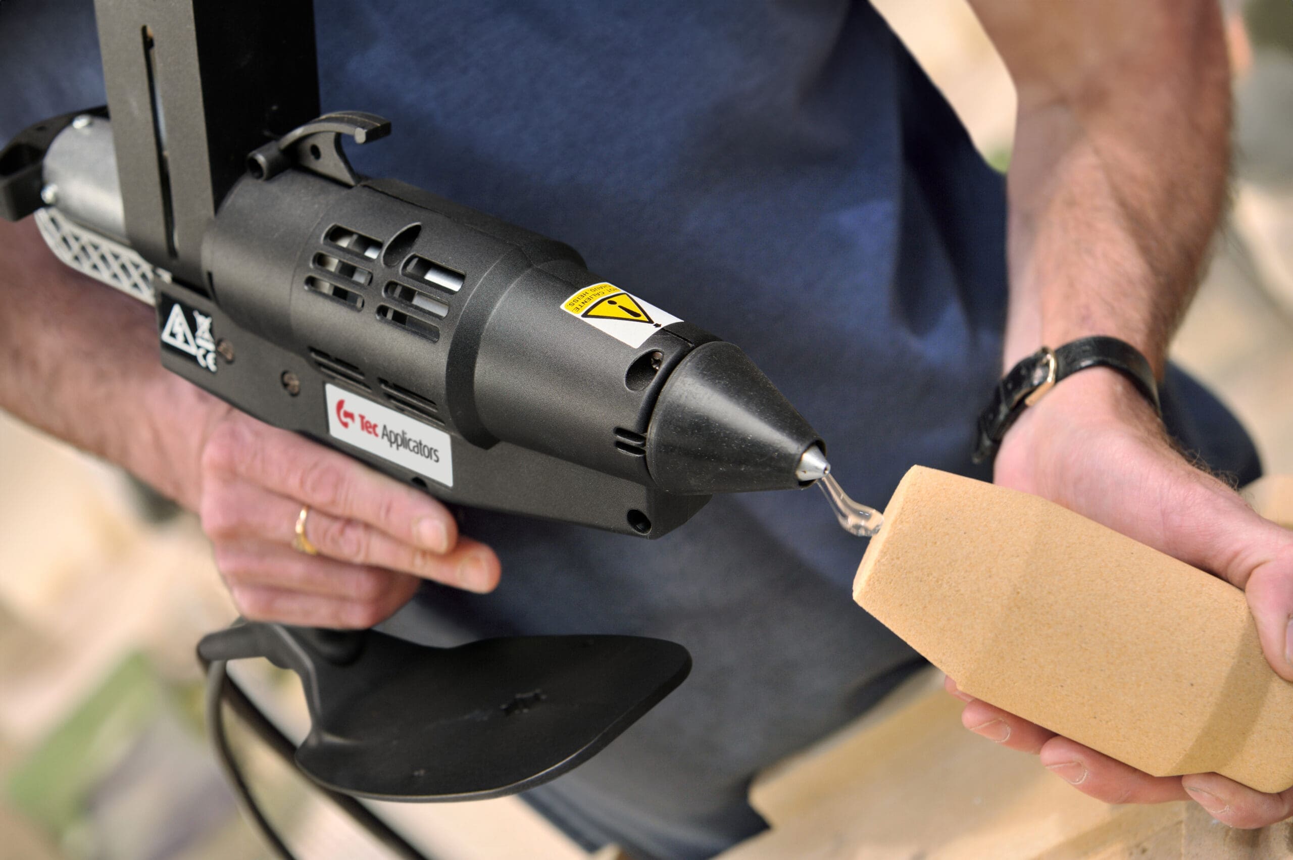 Foundrytec – The hot melt adhesive for core assembly | Power Adhesives
